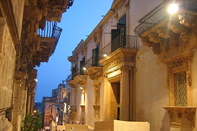 Noto Private Tour from Syracuse with sicilian "Arancino" - Practical Details: What to Expect