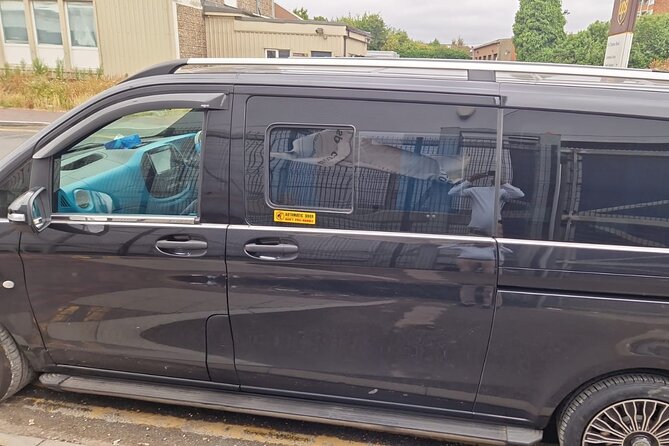 One Way Taxi Transfer from London Luton Airport to London City - The Sum Up