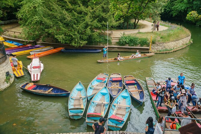 Oxford | Alumni-Led Walking Tour w/opt New College - The Real Experience: What Travelers Say