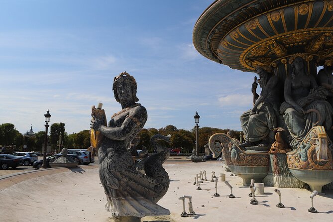 Paris Revolutionary Walking Tour: Iconic French Sights & Stories - Authentic Experiences and Authentic Stories