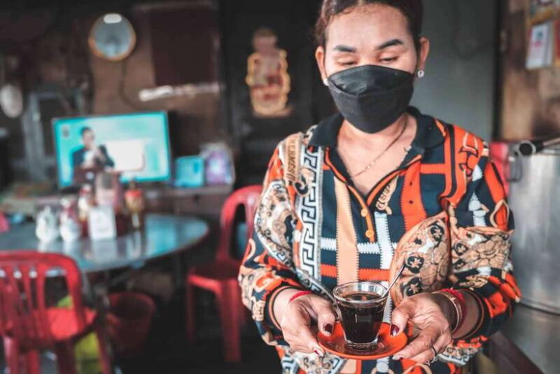 Phnom Penh: Morning Market & Guided Breakfast Tour by Tuktuk - Who Would Love This Experience?