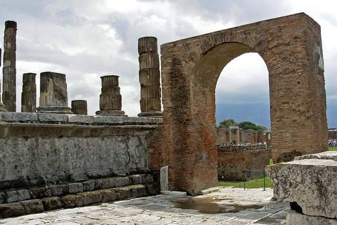 Pompeii and Herculaneum Private Tour - FAQ