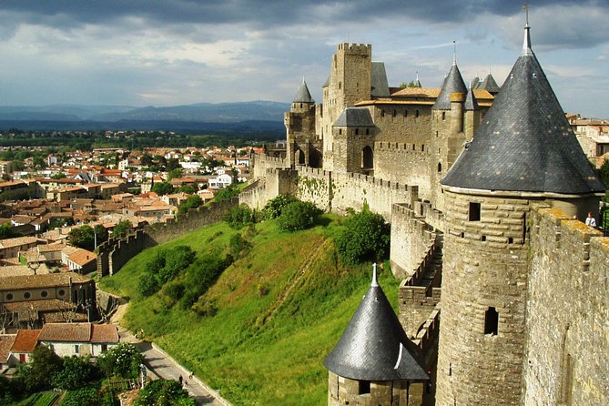 Private 2-hour Walking Tour of Carcassone with official tour guide - Who Should Book This Tour?