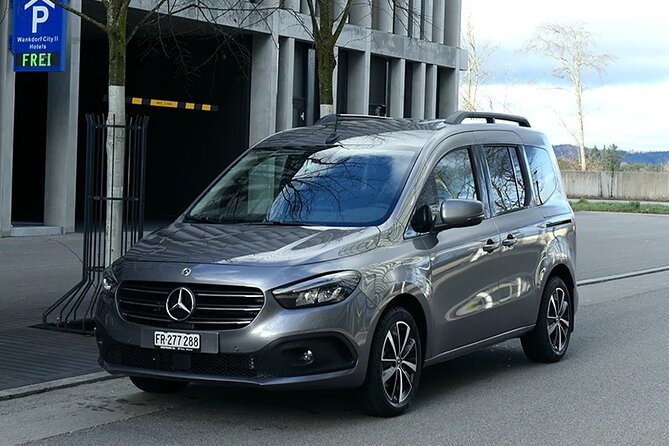Private Arrival Transfer: from Zurich Airport to Bern City - Authentic Voices and Real Experiences