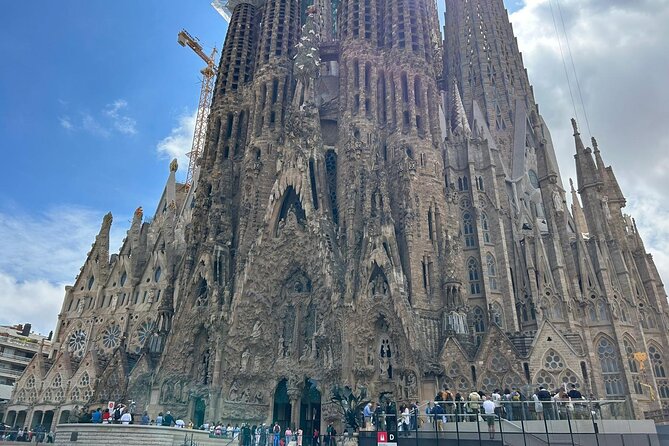Private Barcelona Full-Day Personalized City Tour - FAQs