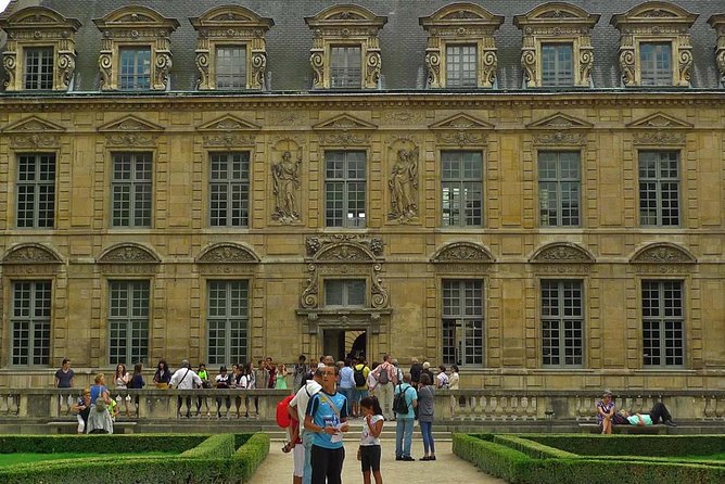Private History Walking Tour in Paris for Teens & Family - FAQs