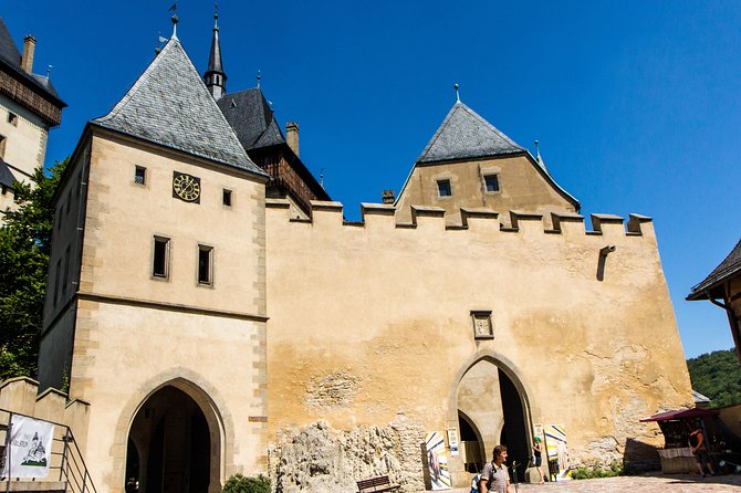 Private Karlstejn castle tour from Prague with Lunch & Admission - Practical Details and Tips