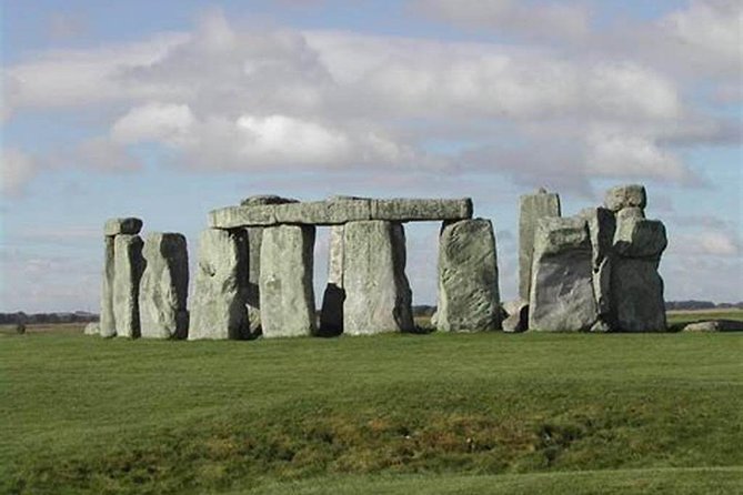 Private Luxury Sunrise Stonecircle Fully Guided Tour - Who Would Love This Tour?