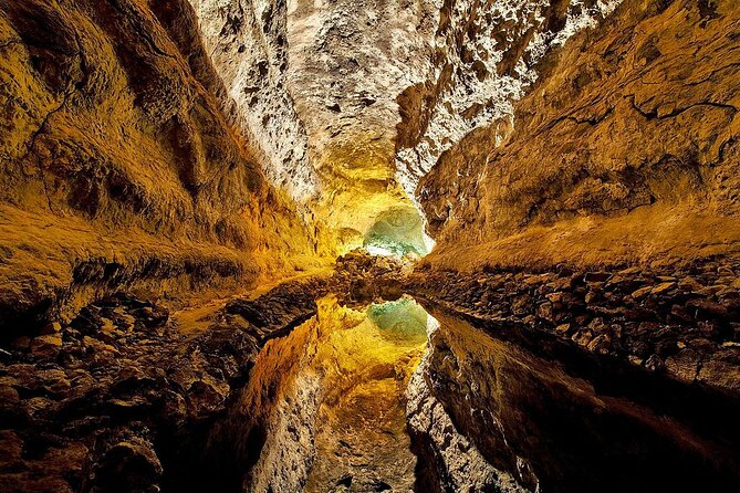 Private luxury Tour of Jameos del Agua and Cueva de los Verdes in Lanzarote - Practical Details & Tips