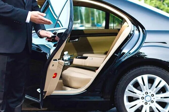 Private One Way Transfer from Vienna Hotels to Vienna Airport - The Sum Up