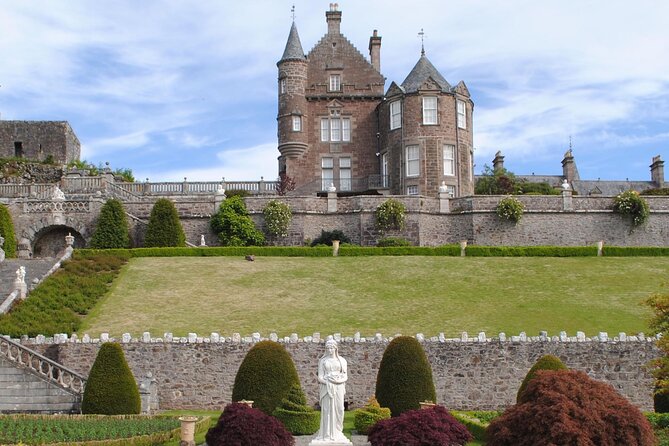Private Perthshire & Drummond Castle Day Tour - The Kelpies & The Helix — Modern Scottish Icons