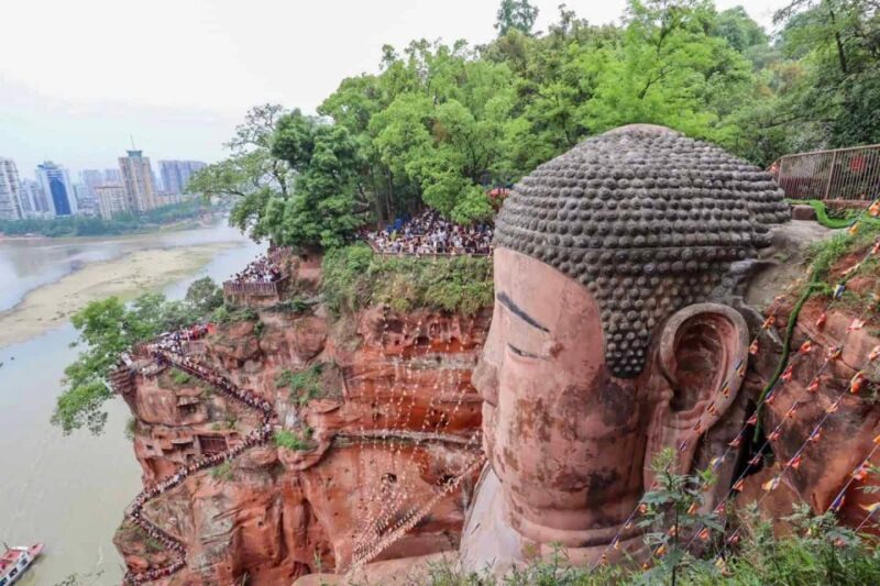 Private Tour to Leshan Giant Buddha & Huanglongxi Old Town - What Makes This Tour Stand Out?