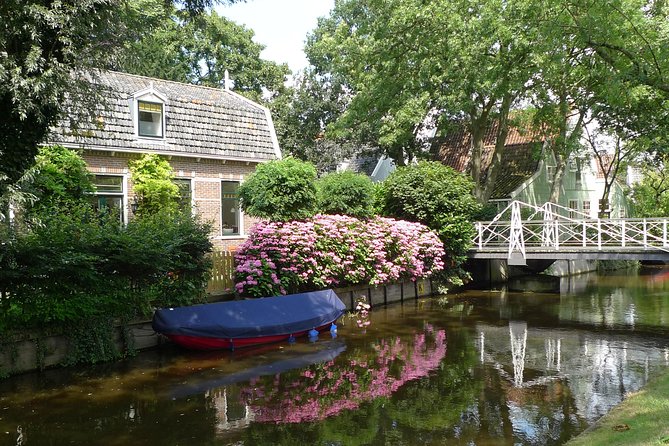 Private Tour Zaanse Schans Windmills and Volendam in Jaguar - Practical Details & Considerations
