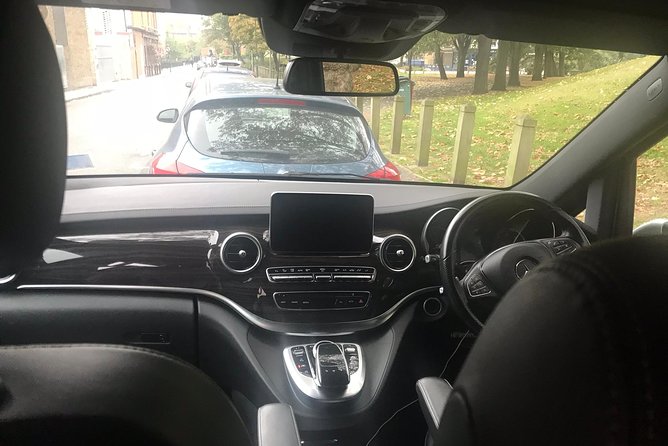 Private Transfer From Gatwick Airport to Heathrow Airport - Analyzing the Price and Value
