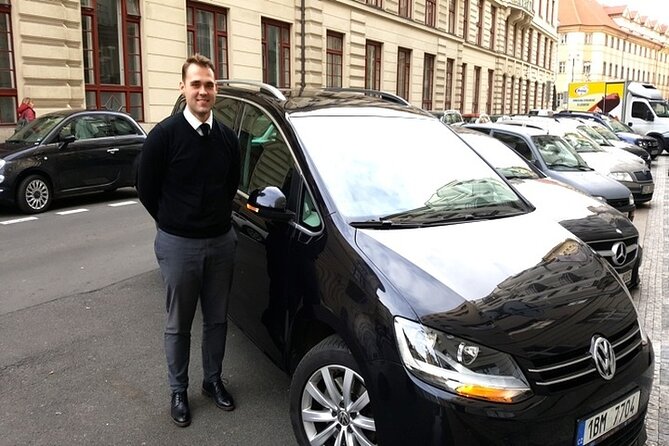 Private transfer from Prague to Vienna with 2h stop in Mikulov - FAQ
