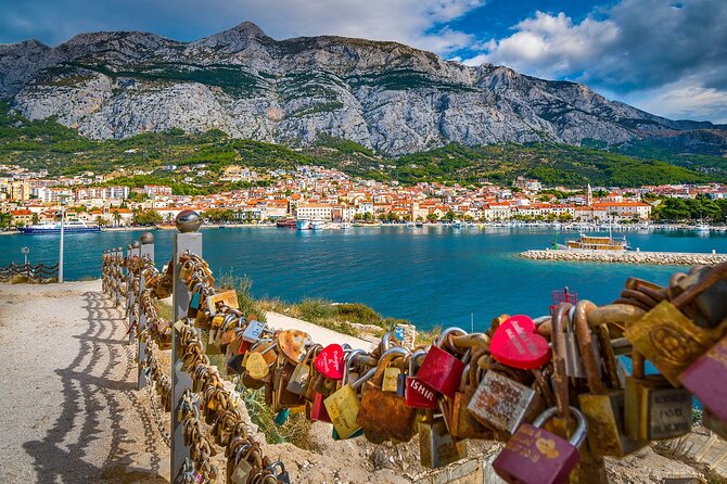 Private transfer from Split to Dubrovnik with 2h sightseeing stop in Ston - The Sum Up
