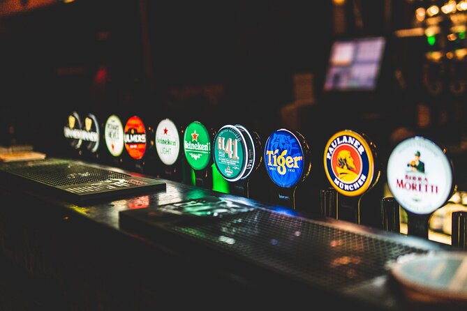 Pub Crawl Ponta Delgada Sao Miguel Azores - Experiences & Atmosphere