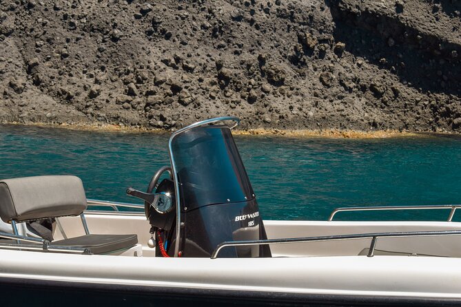 Rent a Boat with 30/50hp Engine in Santorini without a License - Authentic Reviews and Traveler Insights