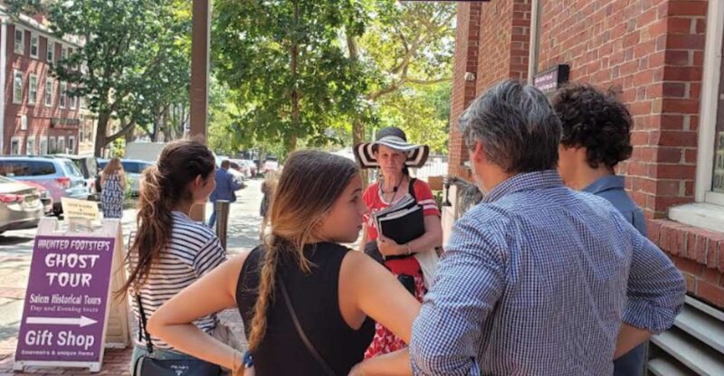 Salem 101 General History Tour - The Experience of the Guides and the Group