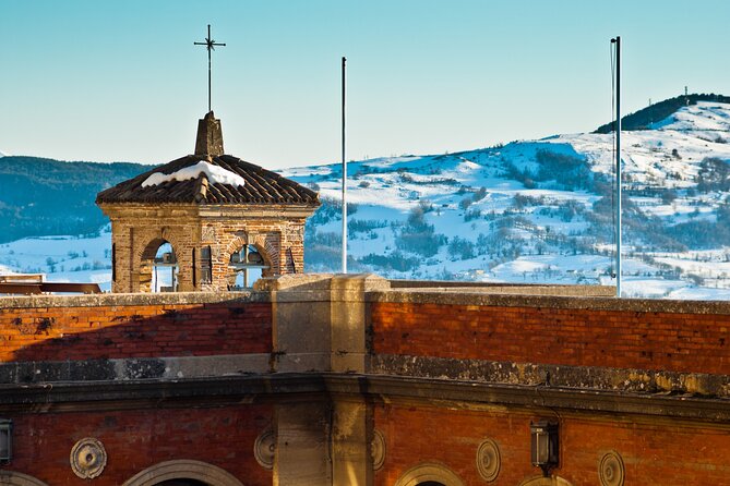 San Marinos Starlit Stroll: A Christmas Walking Tour - FAQs