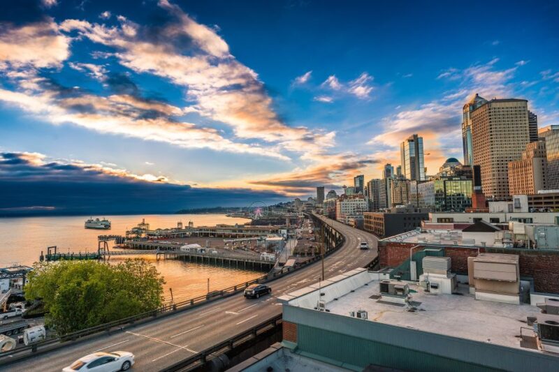 Seattle: Night Tour with Local Guide - The Sum Up