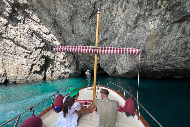 Selfie at Faraglioni, Water Taxi, Transfers in Capri! - Location and Convenience