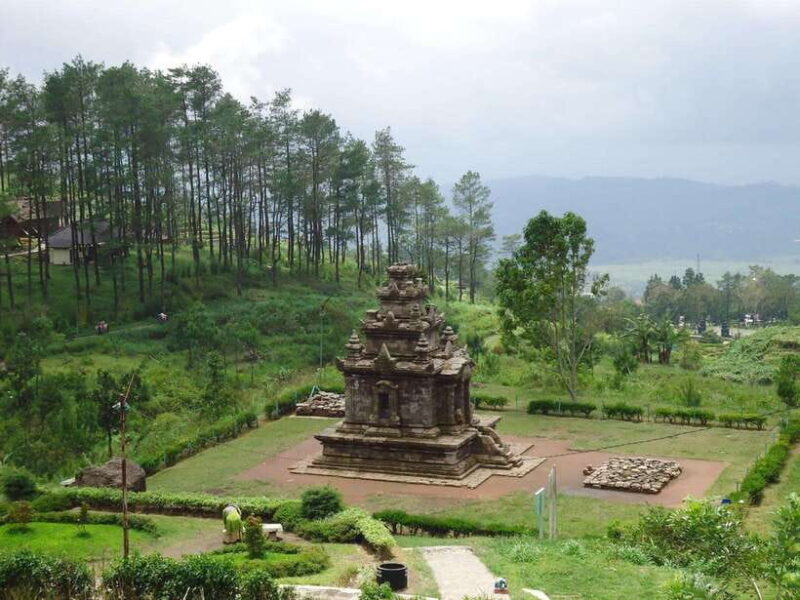 SEMARANG TOURS : GEDONGSONGO TEMPLE/TRAIN MUSEUM AMBARAWA - Logistics and Value