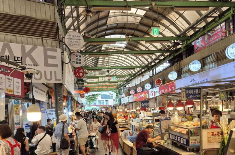 Seoul: UNESCO Palace and Street Foods Guided Tour - Practical Details: What to Expect