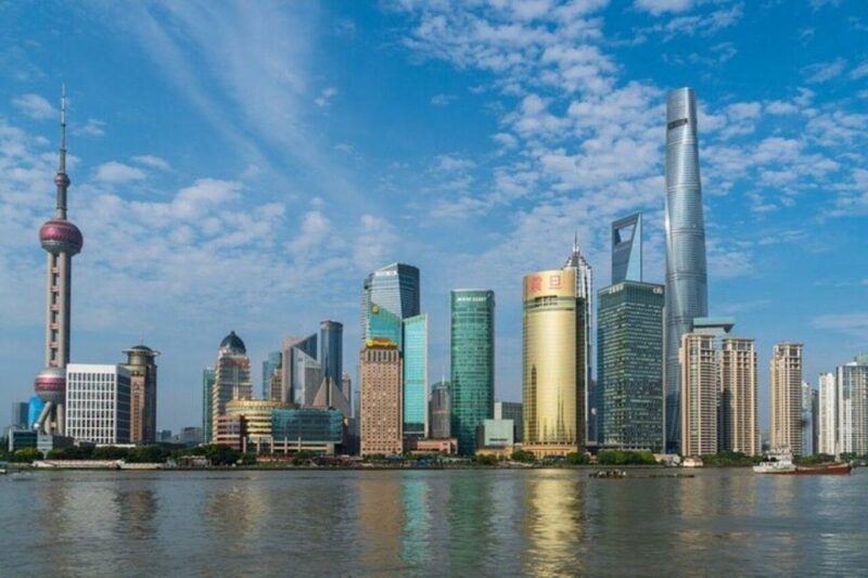 Shanghai : Old Town Private Walking Tour - The Itinerary: A Walk through Old Shanghai