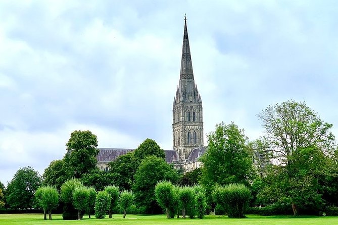 Shore Excursion Stonehenge & Salisbury Cathedral (Magna Carta) - The Practical Side: Transportation, Cost, and Timing