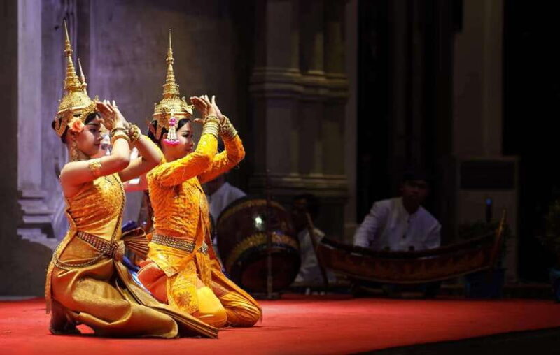 Siem Reap: Apsara Show Including Dinner & Hotel Pickup - Detailed Breakdown of the Itinerary
