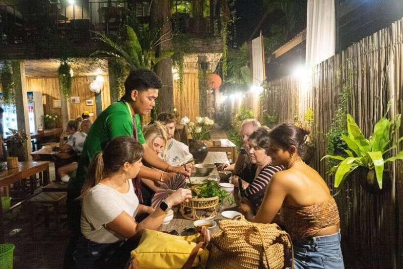 Siem Reap: Evening Food Tour with 10 Local Tastings - How the Tour Is Structured