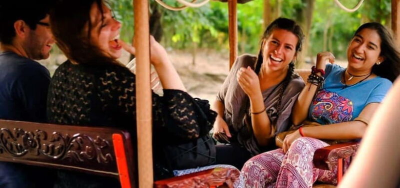 Siem Reap : Private Tuk-Tuk Tour of the Magnificent Temples. - Transport and Group Size