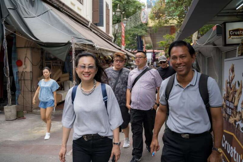 Singapore: Local Food Tour - The Value of a Guided Food Tour