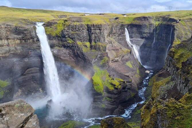 Small-Group Landmannalaugar Super Jeep Tour from Reykjavík - The Experience: Transportation, Guide, and Group Size
