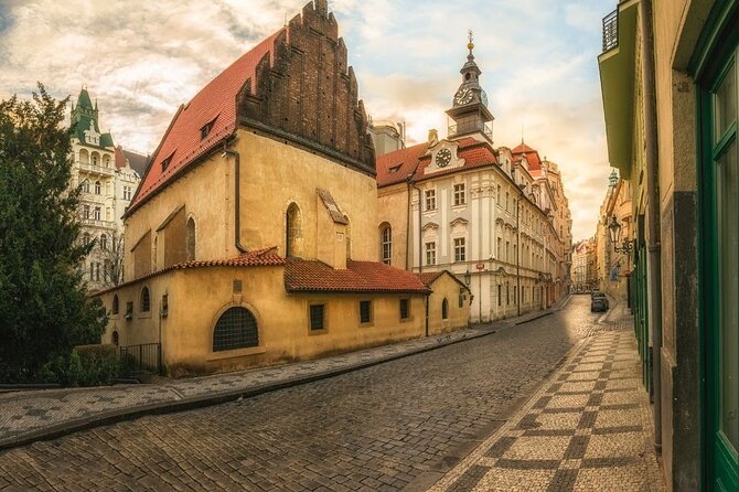 Small-Group Tour through the History of Jewish Prague - Who Will Enjoy This Tour?