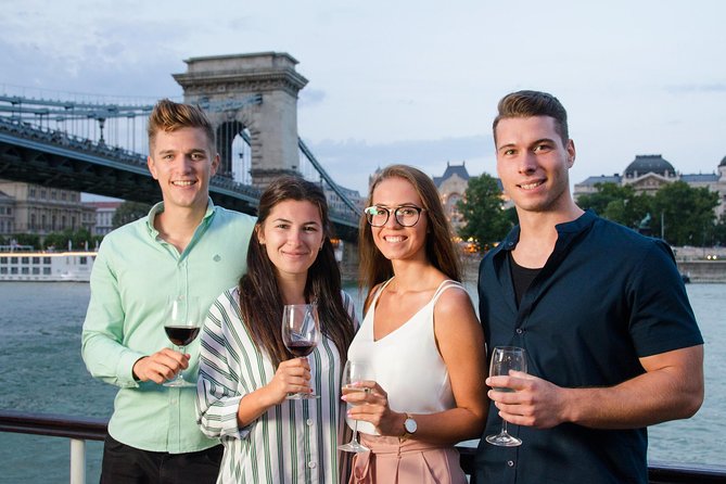 Summer Daytime Cruise on the Danube with Drink Options - A Detailed Breakdown of the Itinerary