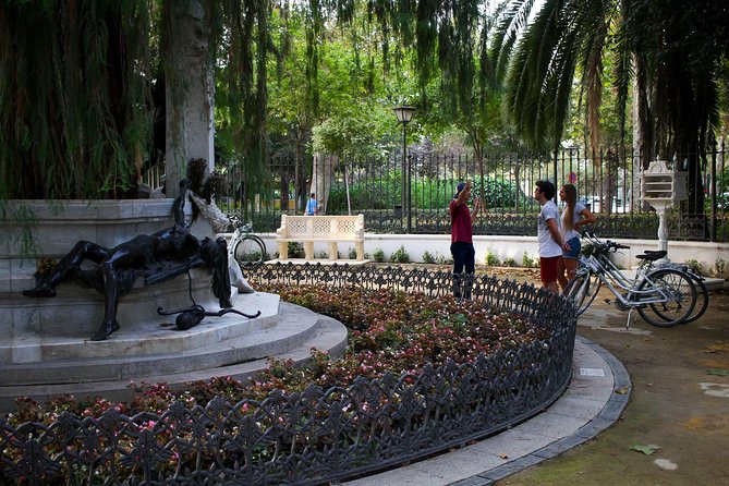 Sunset Guided Bike Tour in Seville - What the Tour Feels Like in Practice