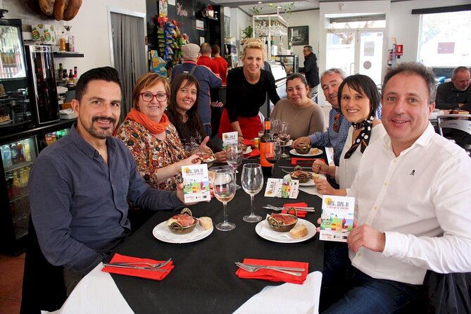 Tapas tasting with drinks at Santiago Old Towm - FAQs