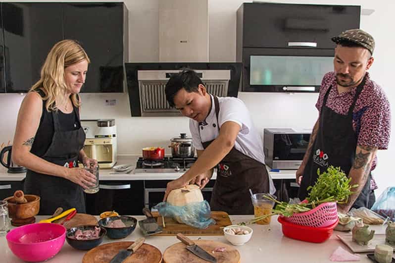 Traditional Cooking Class and Local Market tour - The Practical Value of Market Exploration