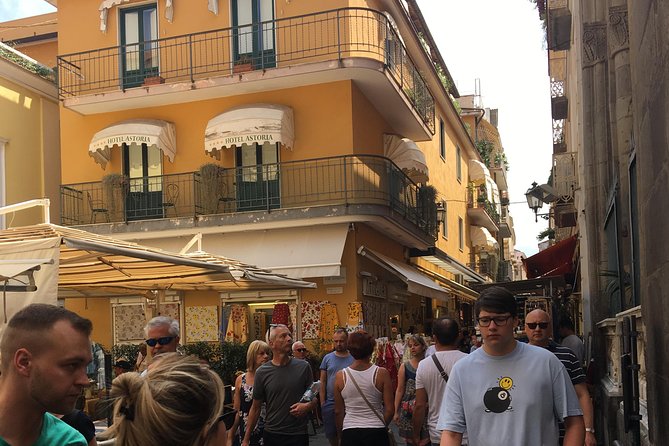 Transfer From Naples Train Station/area to Sorrento with 1 hour stop in Positano - FAQ: Practical Questions About This Transfer