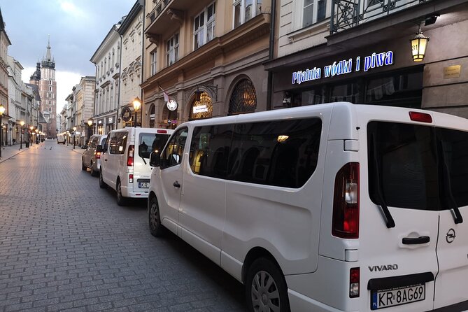 Transfer Krakow Balice Airport - Krakow City - How the Experience Looks and Feels