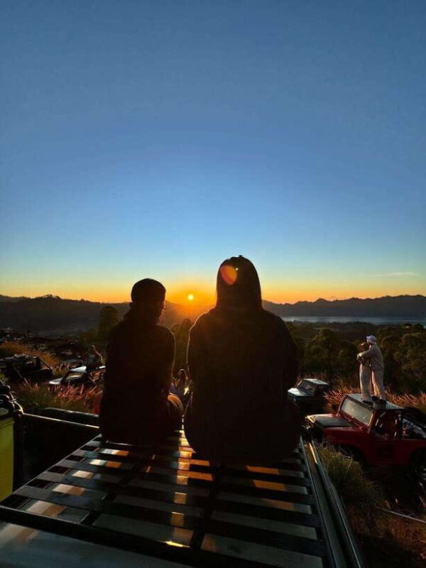 Ubud: Mt. Batur Jeep 4WD Sunrise with Black Lava Tour - The Experience Provider and Booking Flexibility