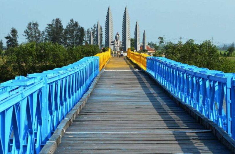 Vinh Moc Tunnels & Khe Sanh DMZ Tour from Hue or Phong Nha - Who Should Consider This Tour?