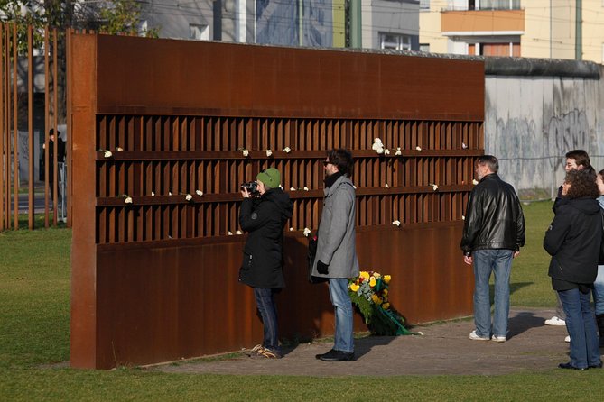 Wall Tour Berlin - Fates, Heroes & Love Stories - What to Expect and Consider