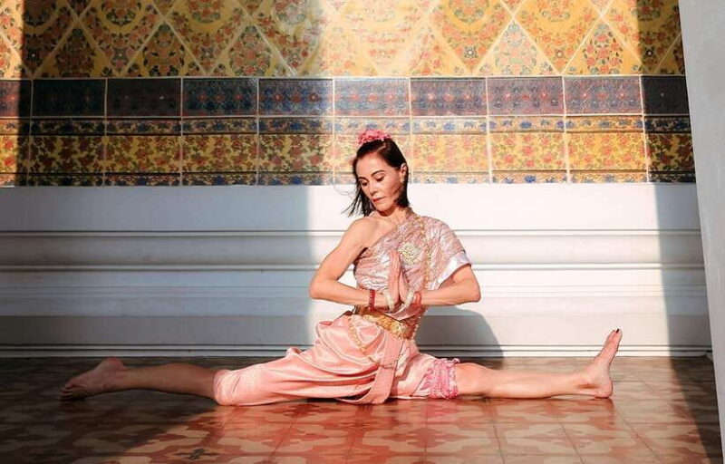 Wat Arun Photoshoot in Thai Costume: Bangkok, Thailand - The Detailed Itinerary