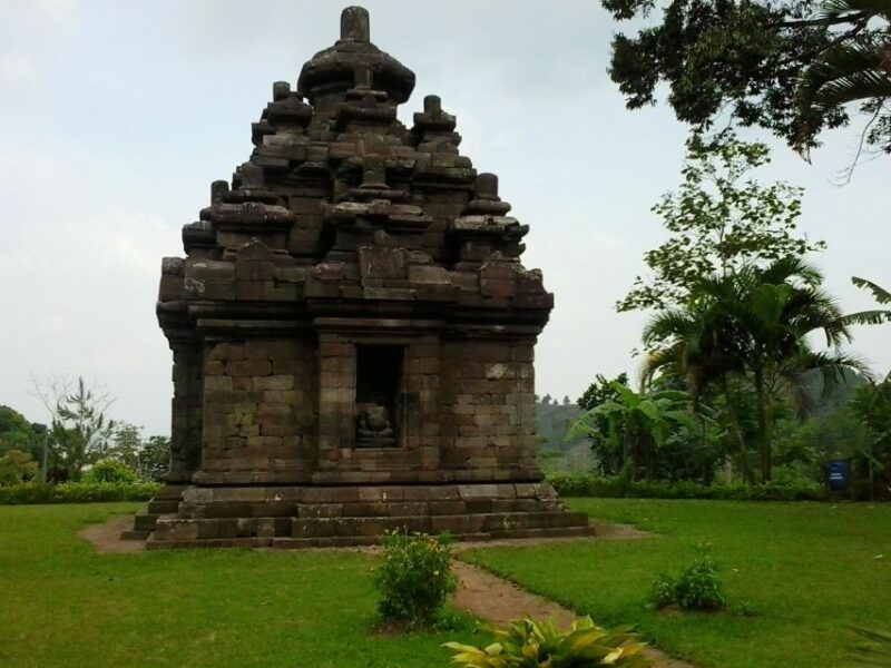 yogyakarta: Selogriyo, Marvel Amidst Java's Lush Terraces - Optional Add-Ons and Personalization