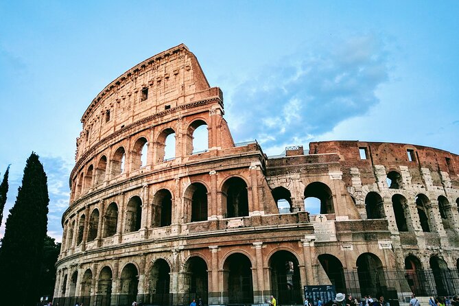 2 Hour Sightseeing Tour in Colosseum and Ancient Rome - Authentic Insights from Travelers