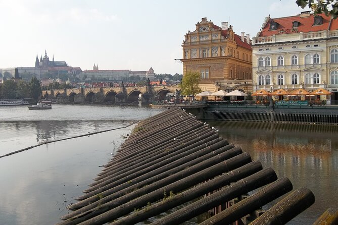 6 hours Musical Prague Private Tour by car - FAQ