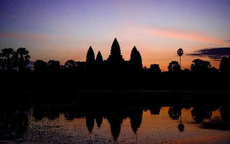 Angkor Wat Sunrise Private Tuk-Tuk Guided Tour - Lunch and Leisure Time